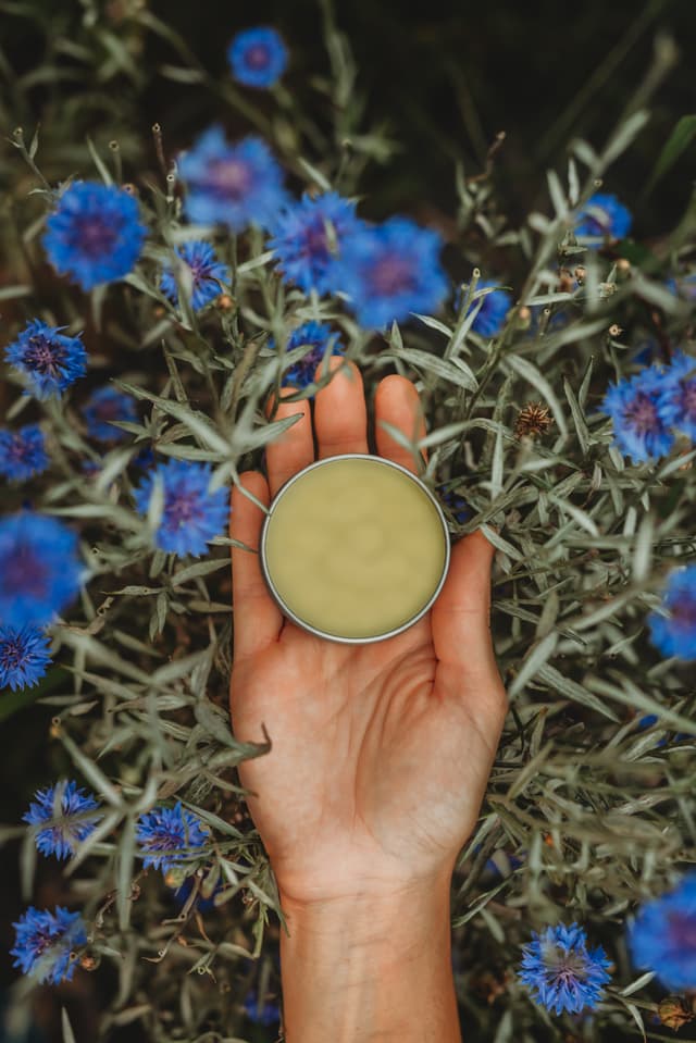 Farmer's Hands' All Purpose Soothing Salve - Deeply Nourishing Herbal ...