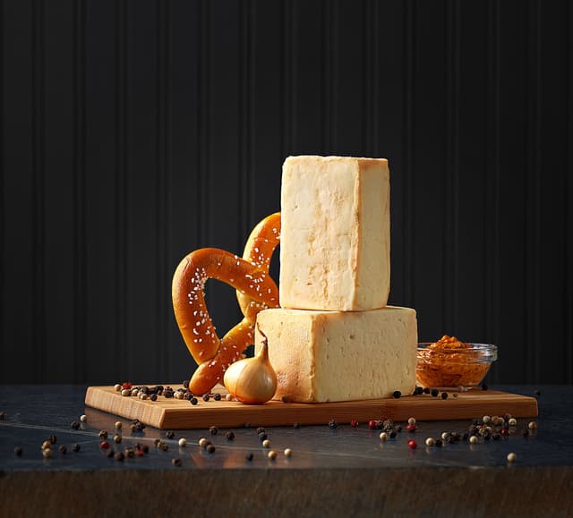 Limburger – Classic Soft‑Ripened Limburger Cheese