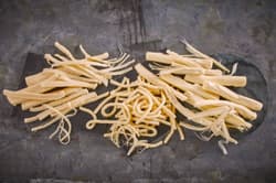 Smoked String Cheese – Smoked Mozzarella-Style Cheese Sticks