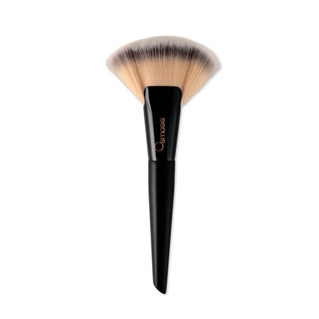 Ultimate Fan Brush - Soft Multi Use Makeup Brush