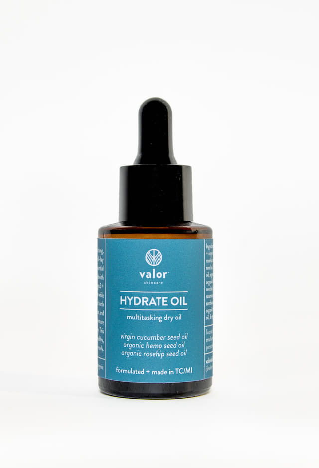 Valor Skincare - Hydrate Oil - Lightweight Dry Face Oil with Vitamins A ...