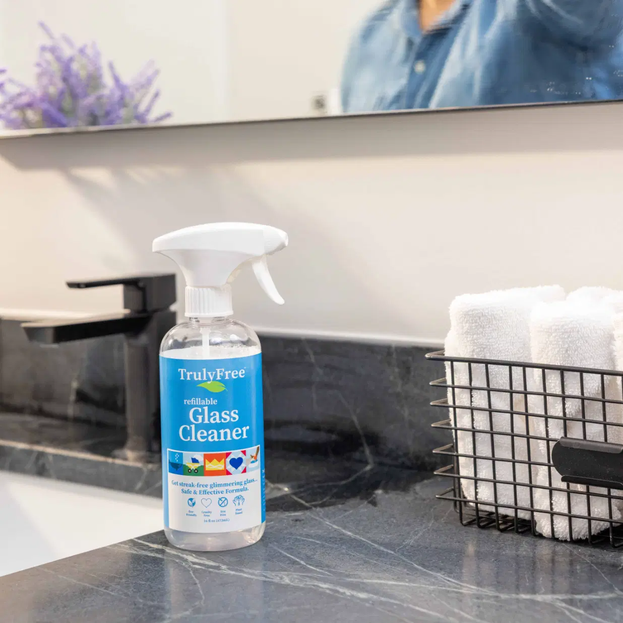 Truly Free Home's Glass Cleaner - Refillable Bottle + 2 Refills